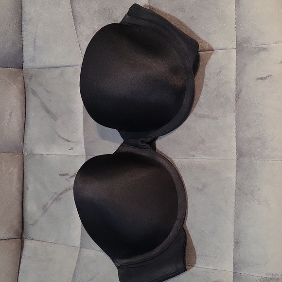 Maidenform | Intimates & Sleepwear | Maidenform Strapless Black Bra 34c ...